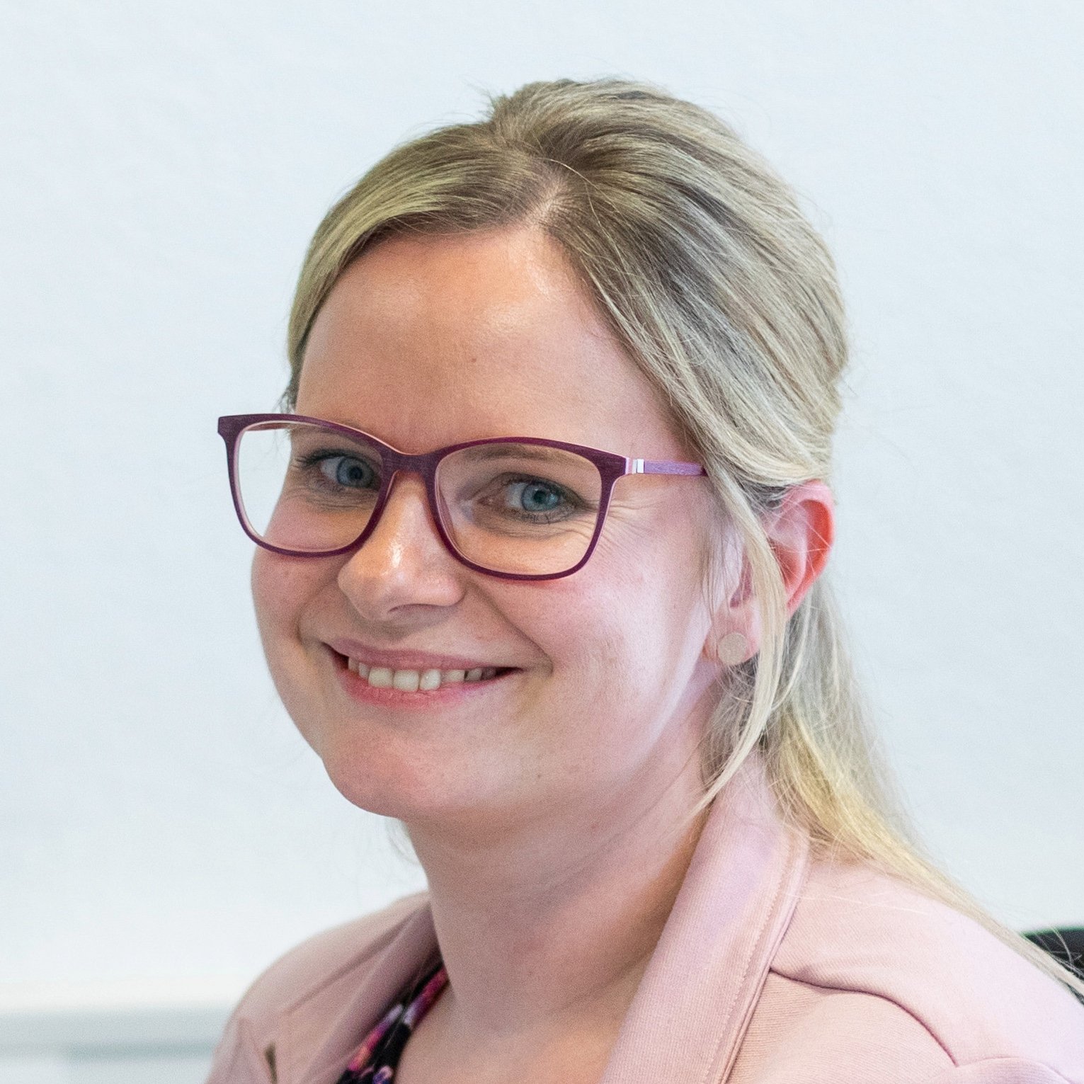 Eure #1 Mitarbeiter-App: Intuitiv, sicher und kommunikativ | Quiply